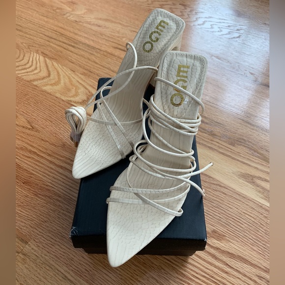 EGO | Shoes | Ego Beige Croc Pointed Toe Lace Up Heel Size 8 | Poshmark